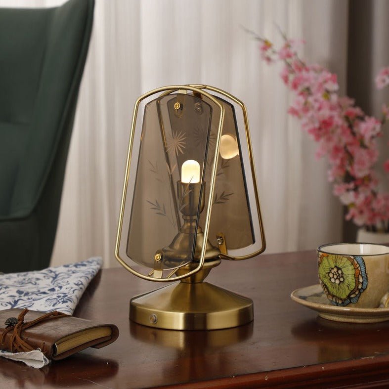 Brass Reflection Lamp – Delicors