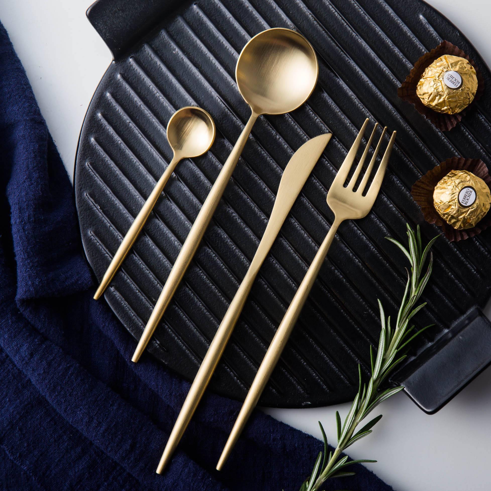 Matt Minimalist Cutlery Set | Delicors
